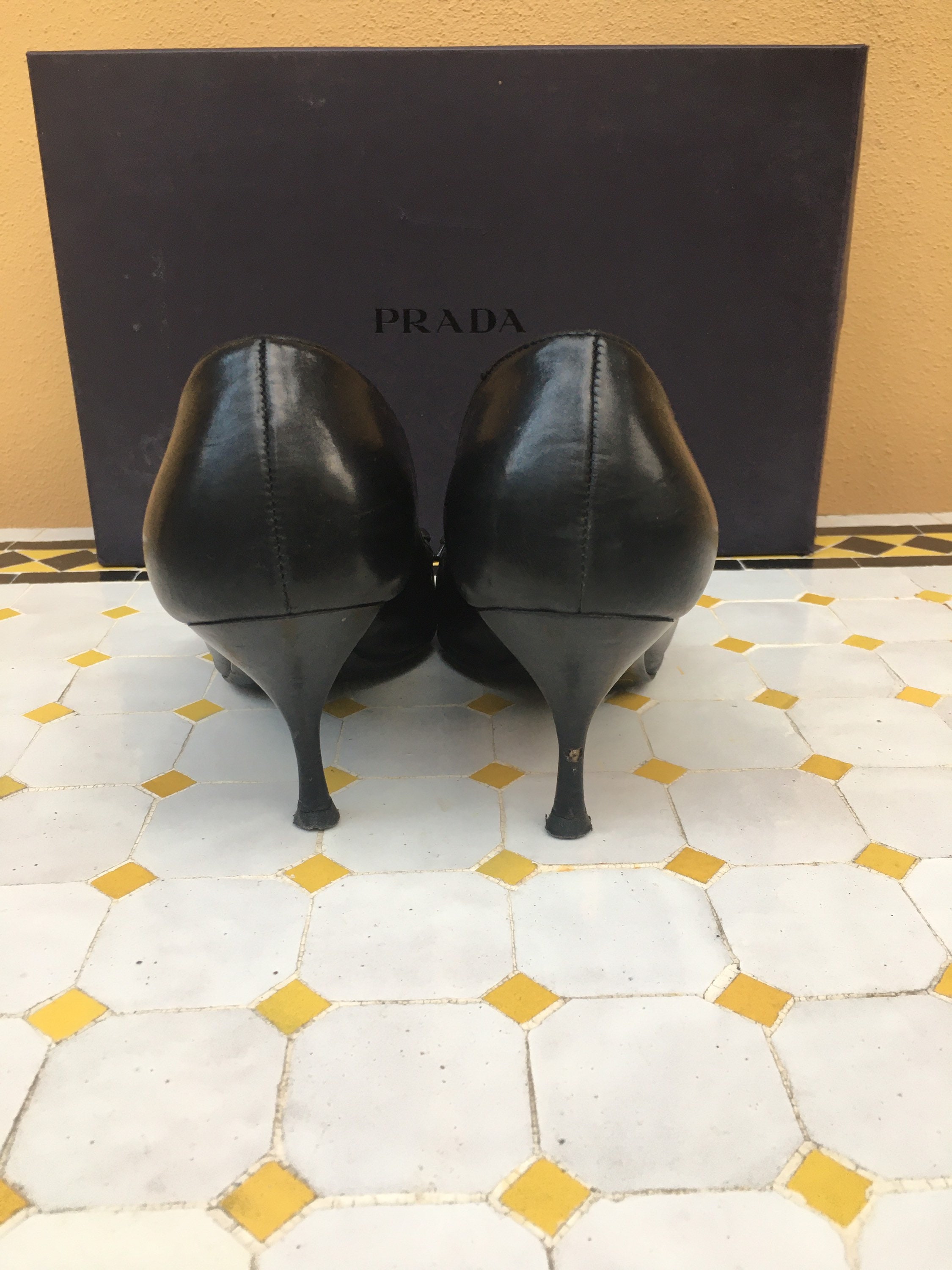 90s Prada décolleté/Lady Prada style shoes/Black décolleté/ | Etsy