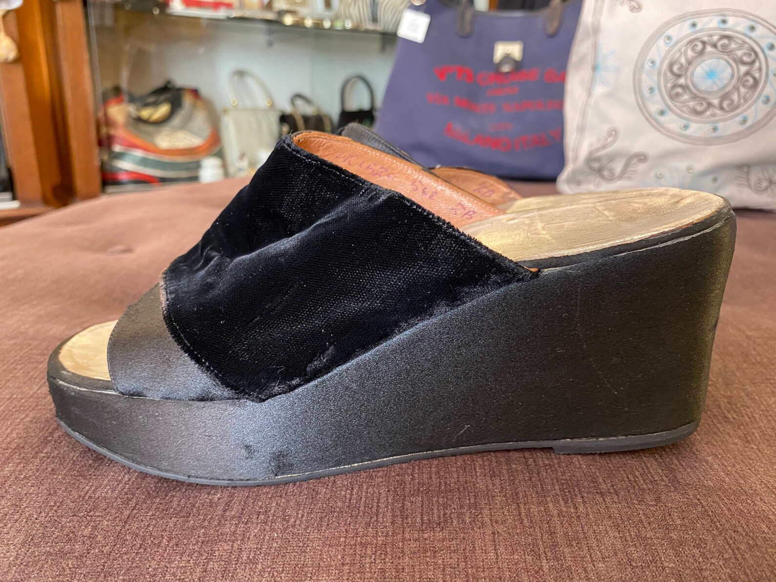 80s Platforms Velvet Salvatore Ferragamo/vintage Lady - Etsy