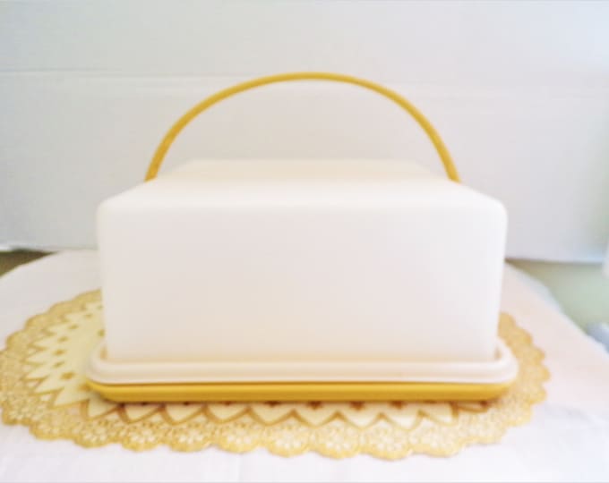 Tupperware Square Cake Keeper Carrier W Handle, 12 X 12 X 5 in Harvest ...