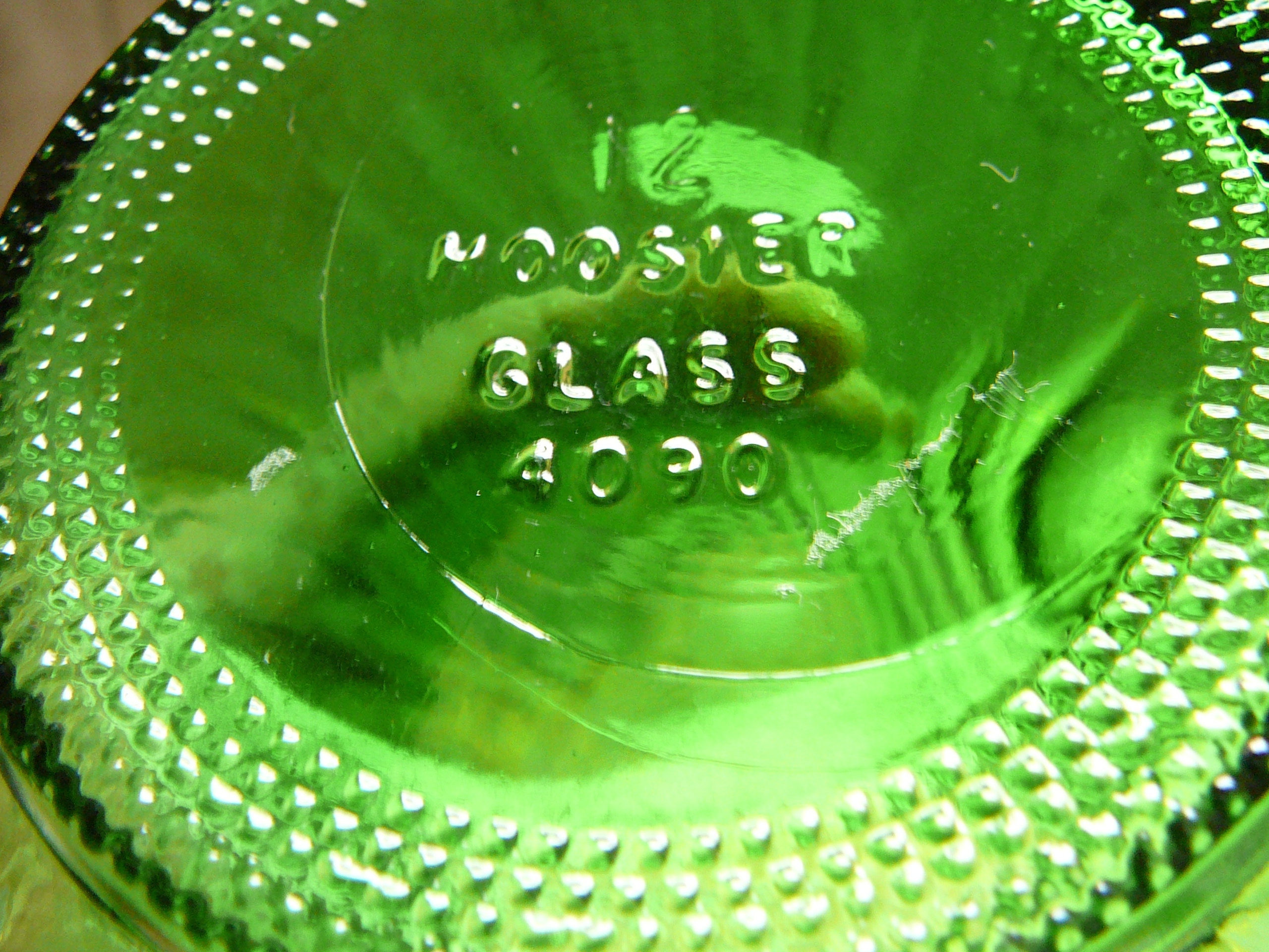 Vintage Emerald Green Hoosier Glass Flower Vase-raised Swirl | Etsy