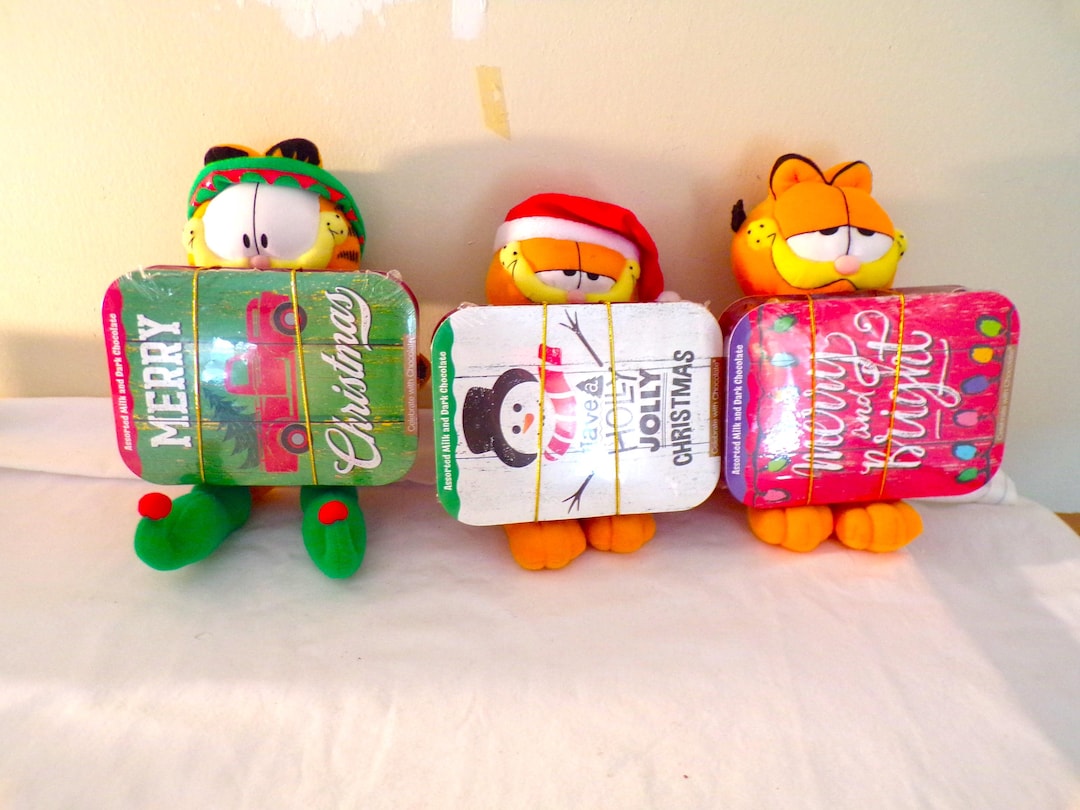 Vintage Garfield Cat Christmas Gift Plush Doll 7" With 1.6oz Box of ...