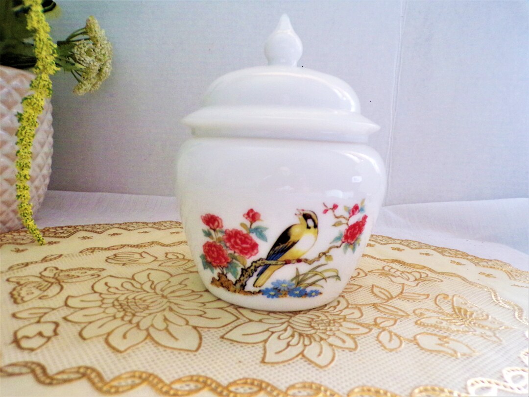Vintage Milk Glass Avon Ginger Jar With Lid Floral Scenery With Male Blue Winged Warbler Bird