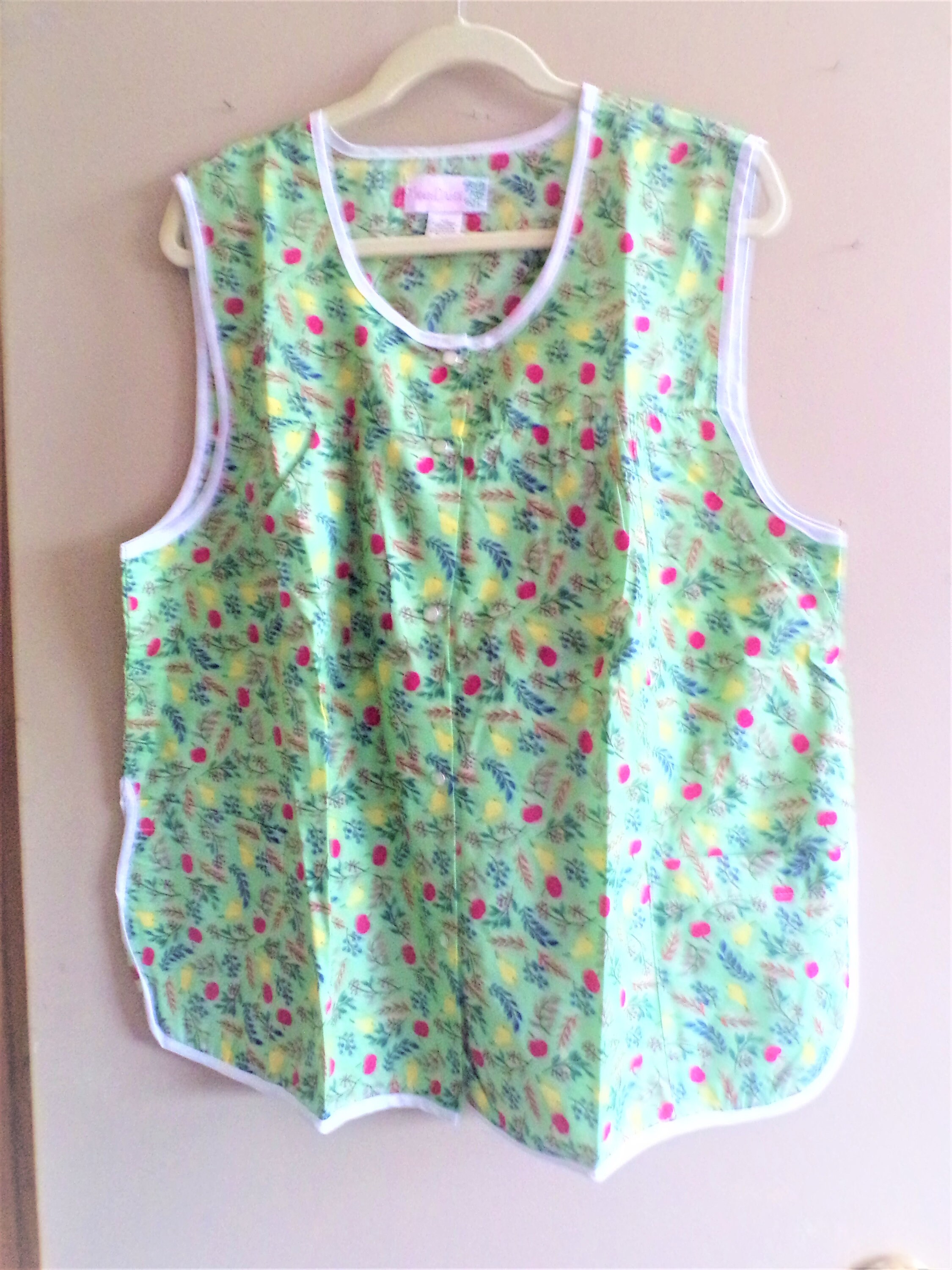 Snap Front Cobbler Apron