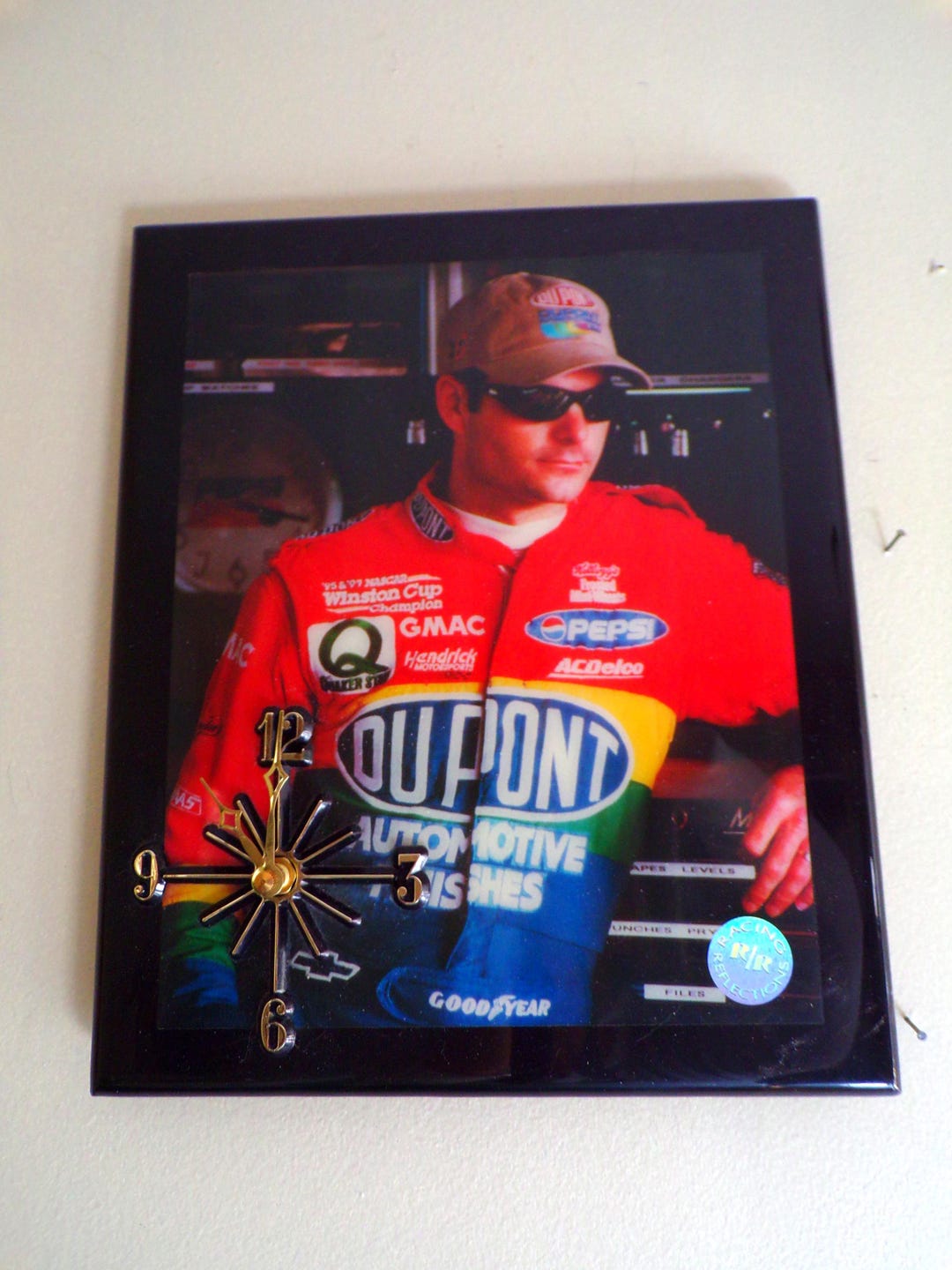 Vintage JEFF GORDON Dupont #24 Wall Clock NASCAR 12 X 10 Wall Clock on ...