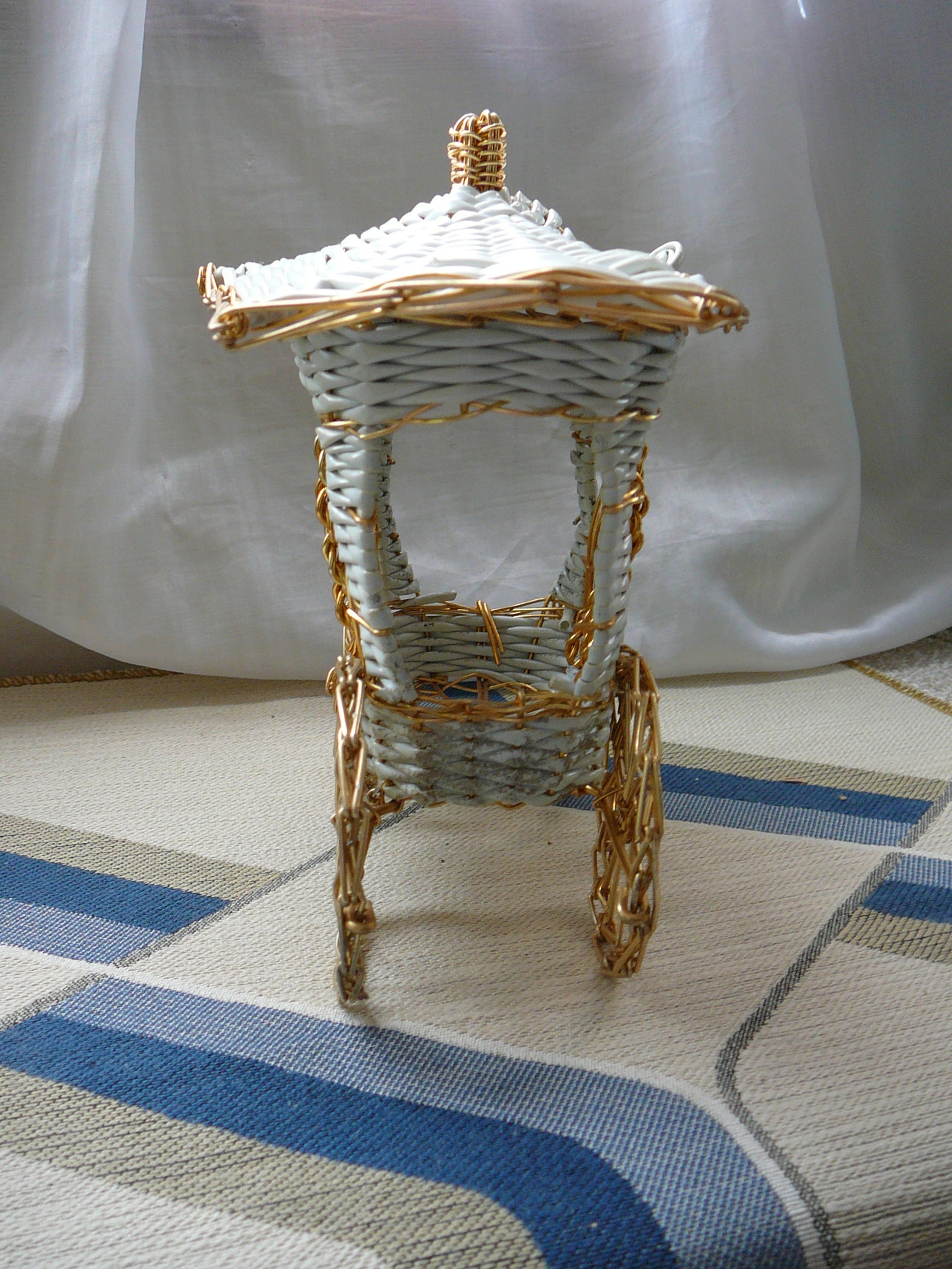 Vintage Stagecoach/chariot Handmade Polymer-coated Steel Wire - Etsy