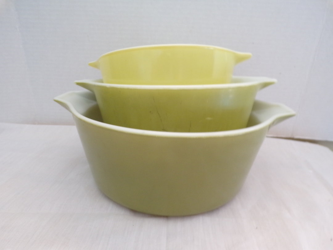 Vintage 3 Piece Pyrex Ovenware Bowls Verde (green) 1 QT, 1 1/2 QT and 2 ...