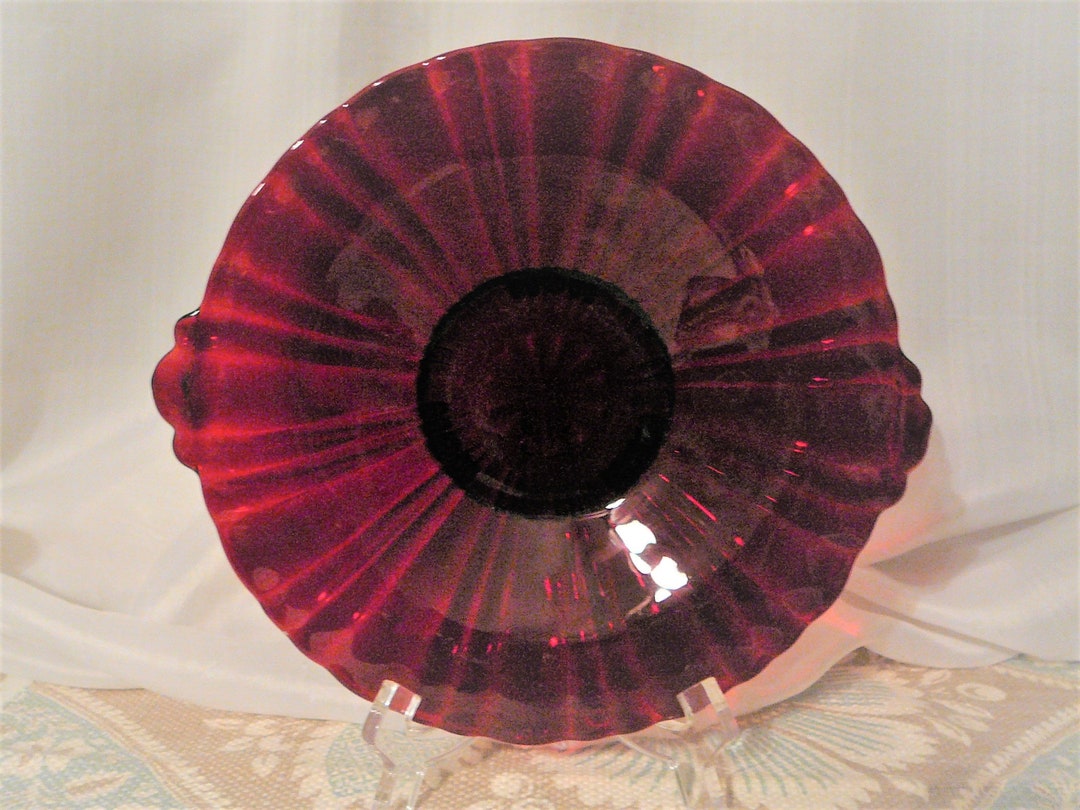 Vintage Old Café Royal Ruby Red Round Glass Vanity Dish by ANCHOR ...