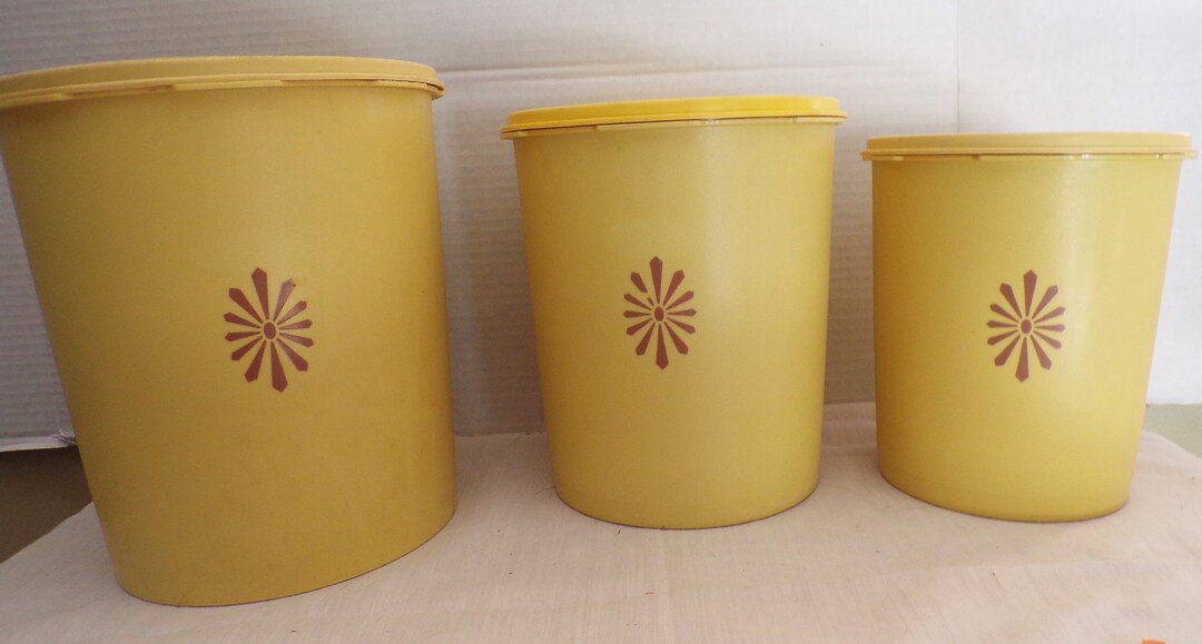 Tupperware Harvest Gold Nesting Canister 6 Piece Set With Instant Seal ...