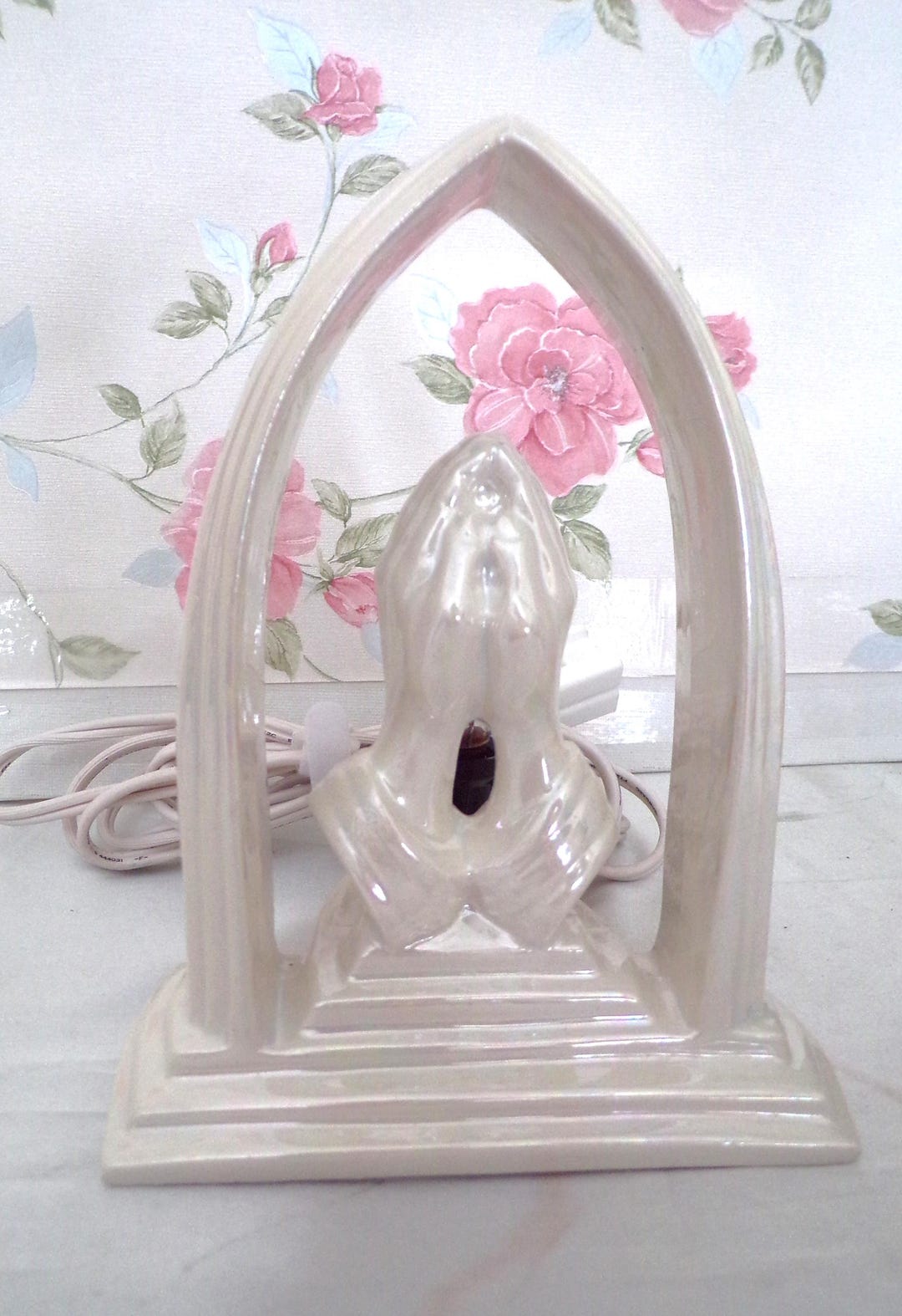 Vintage Religious Praying Hands Night Light, 6' Cord With ON/OFF Switch ...
