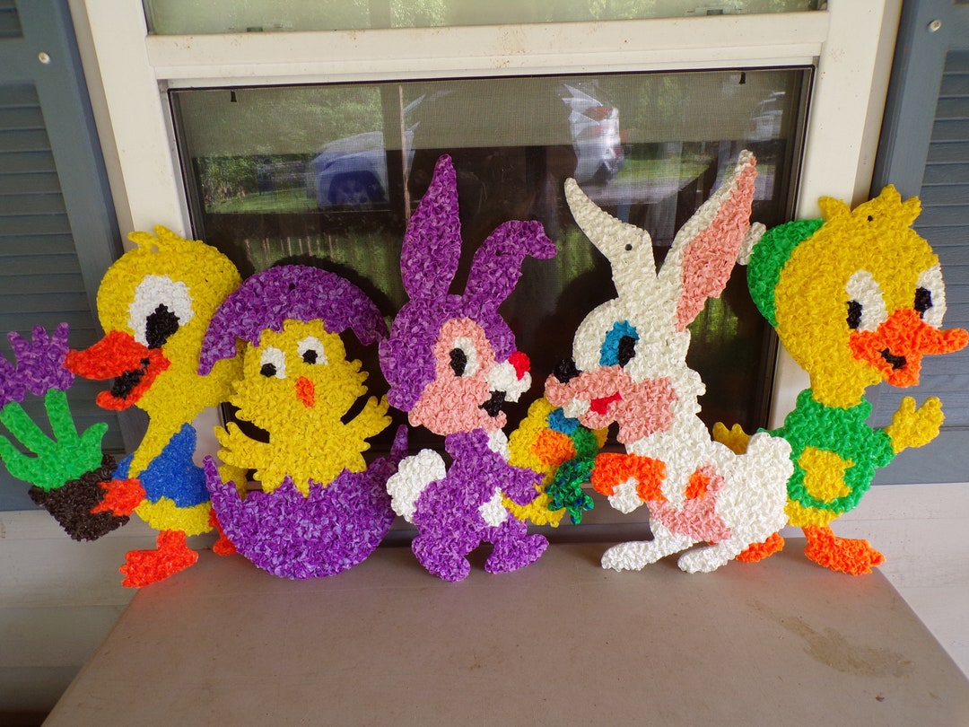 Vintage Melted Popcorn Plastic Decor Easter Chick N Egg, Rabbits, Bunny ...