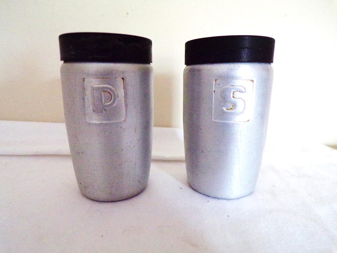 Vintage Spun Aluminum Salt and Pepper Shaker Set, Large With Screw off ...