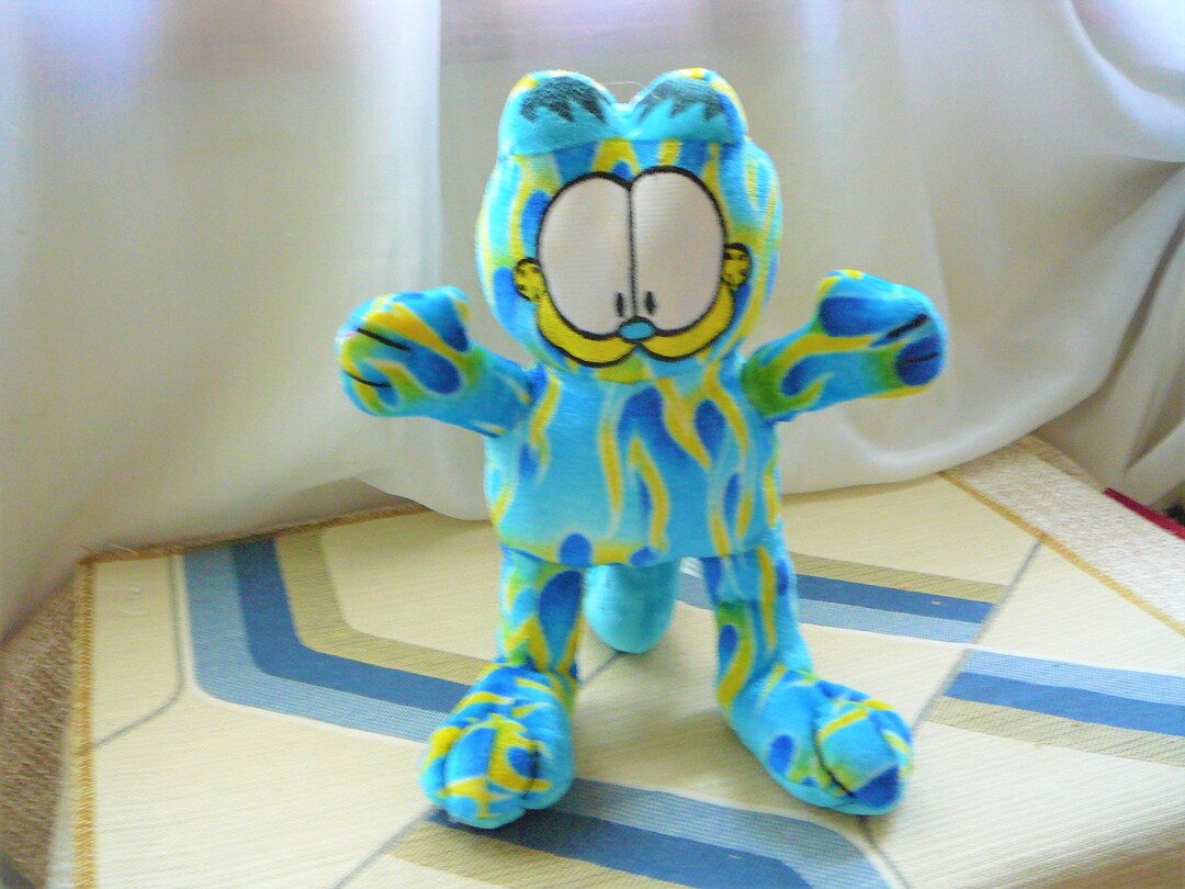 Garfield Flame Assorted Colors 10" - Etsy
