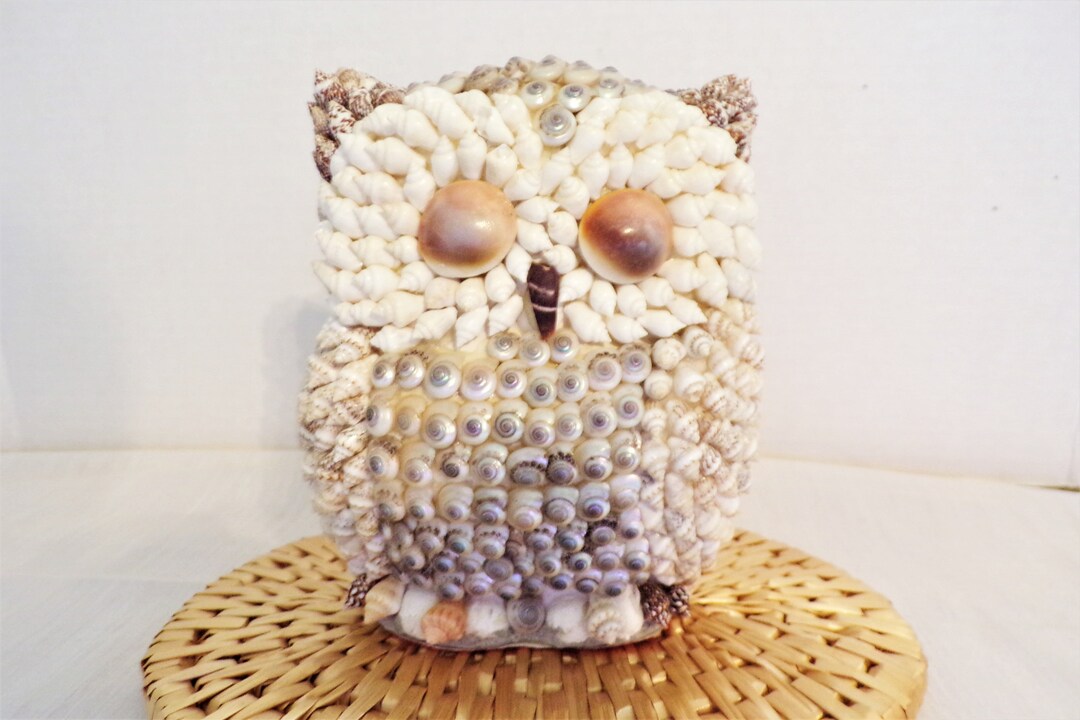 Vintage Conch Seashell Encrusted Hoot Owl Figurine, Shell Covered Owl ...