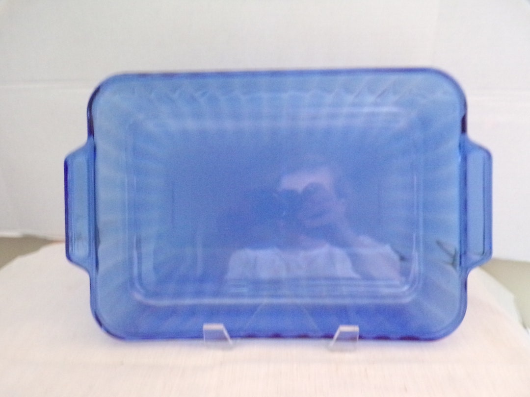 13" Rectangular Cobalt Blue Glass Bakeware and Lid Sculptured Panels 3 ...