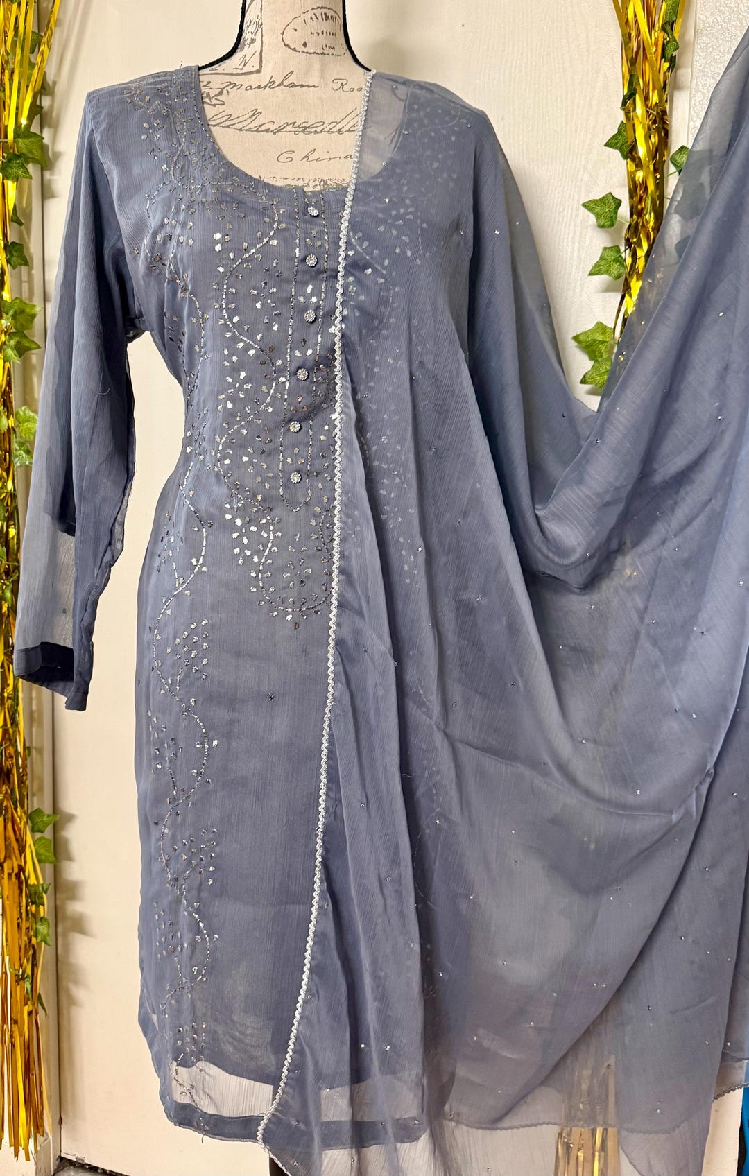 Gray Pakistani Salwar Kameez: Semi Chiffon Party Dress, Mukesh ...