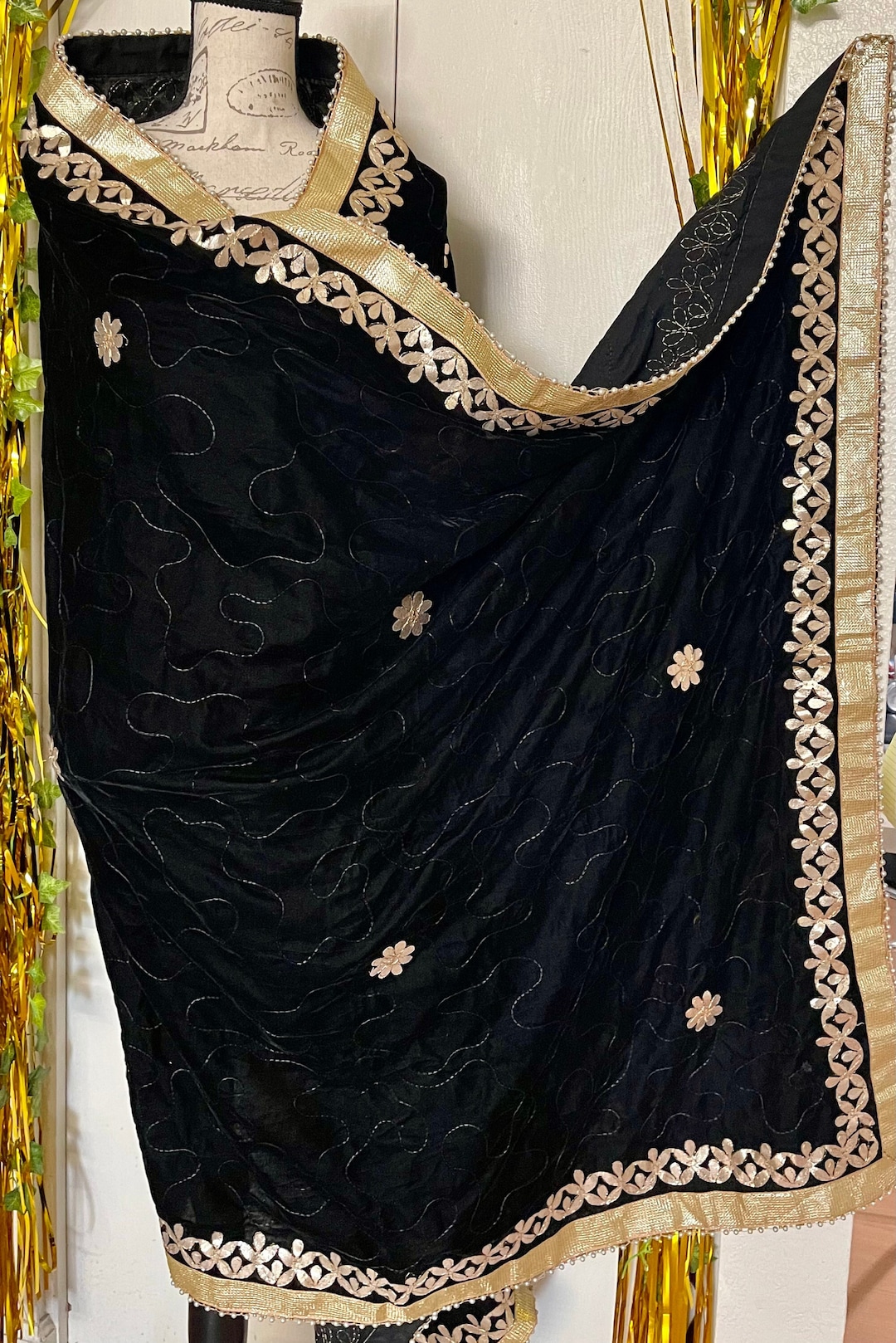 Pakistani Velvet Shawl, Scarf, Wrap, Velvet Shawls - Etsy
