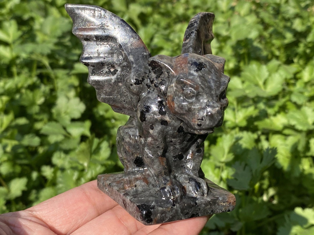 3.4'' Natural Hand Carved Yooperlite Gargoyle，crystal Skull，gargoyle ...