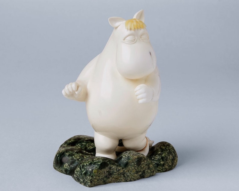 Snork Maiden Moomin Figurín - Handmade Art Sculpture, White Cacholong ...