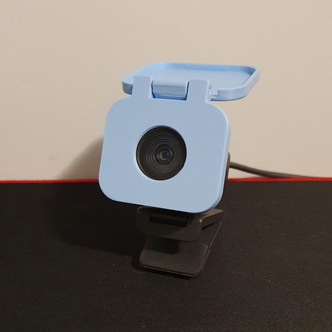 Logitech Streamcam Hinged Privacy Cover (full) - Etsy