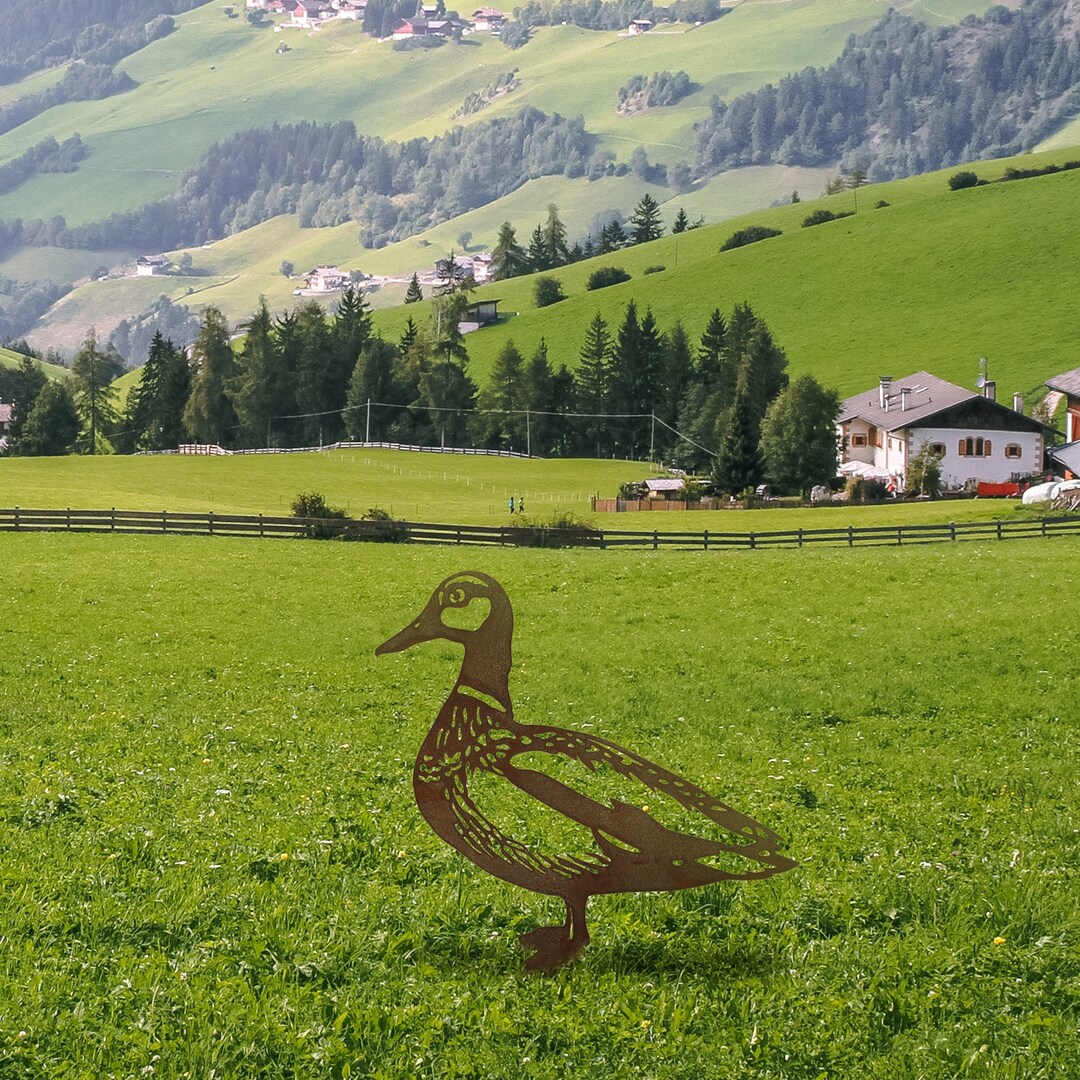 Rusty Metal Duck Statue Duck Garden Stakes Metal Duck Silhouette Metal ...