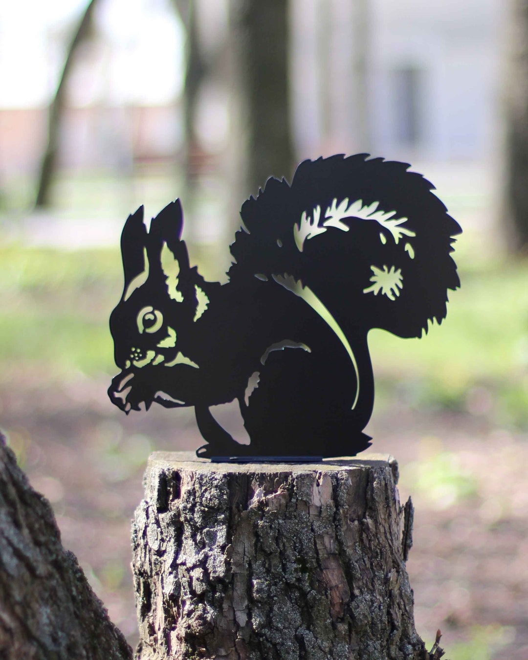 Metal Squirrel Garden Stake Yard Art Metal Sculpture Metal Animals Art ...