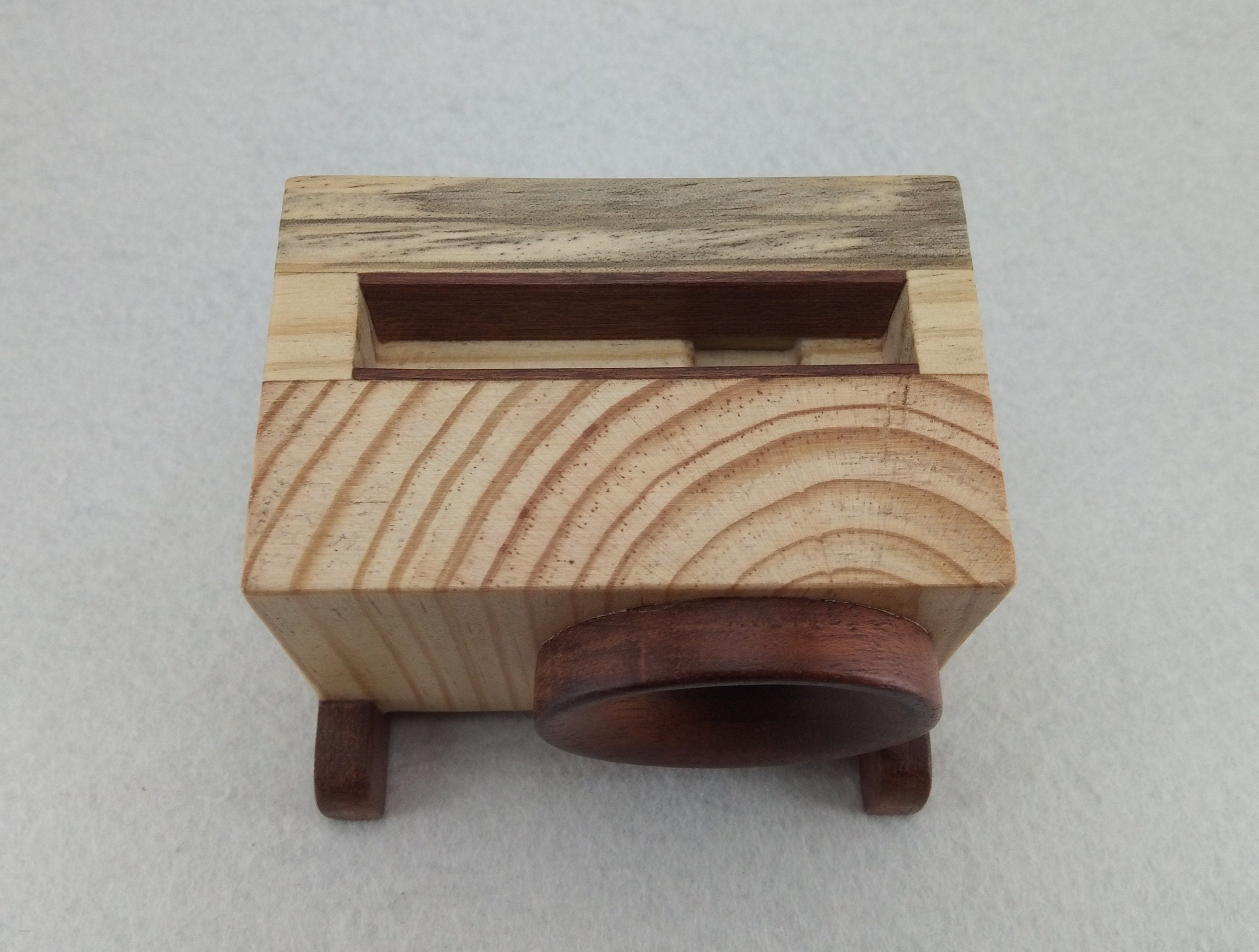 Wood Speaker Holder Credle Rest Pine and Mahogany Tree Speaker ...