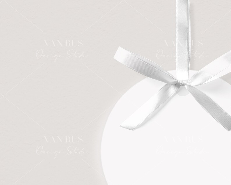Round Tag Mockup Bundle: Gift Sticker, Favor Tag (JPG, PSD) - Etsy