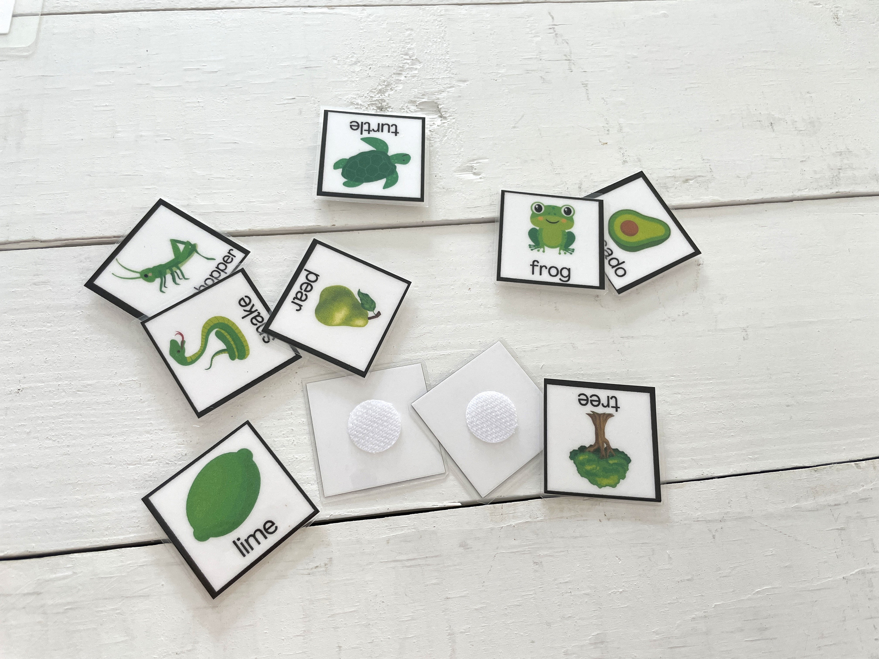 I See GREEN... Interactive Book and Sentence Formulation Activity ...