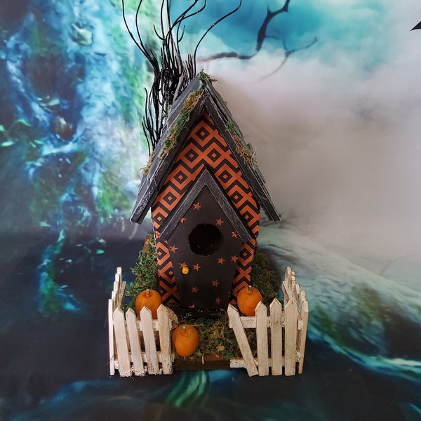 Halloween Birdhouse - Etsy