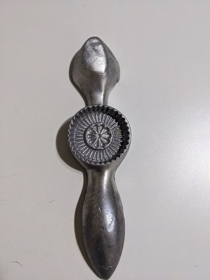 Mamoul Metal Mold Plastic Mould Metal Tong for Decoration , Hand Craved ...