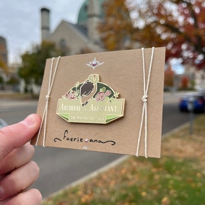Archival Assistant — the Magnus Archives — Enamel Pin - Etsy