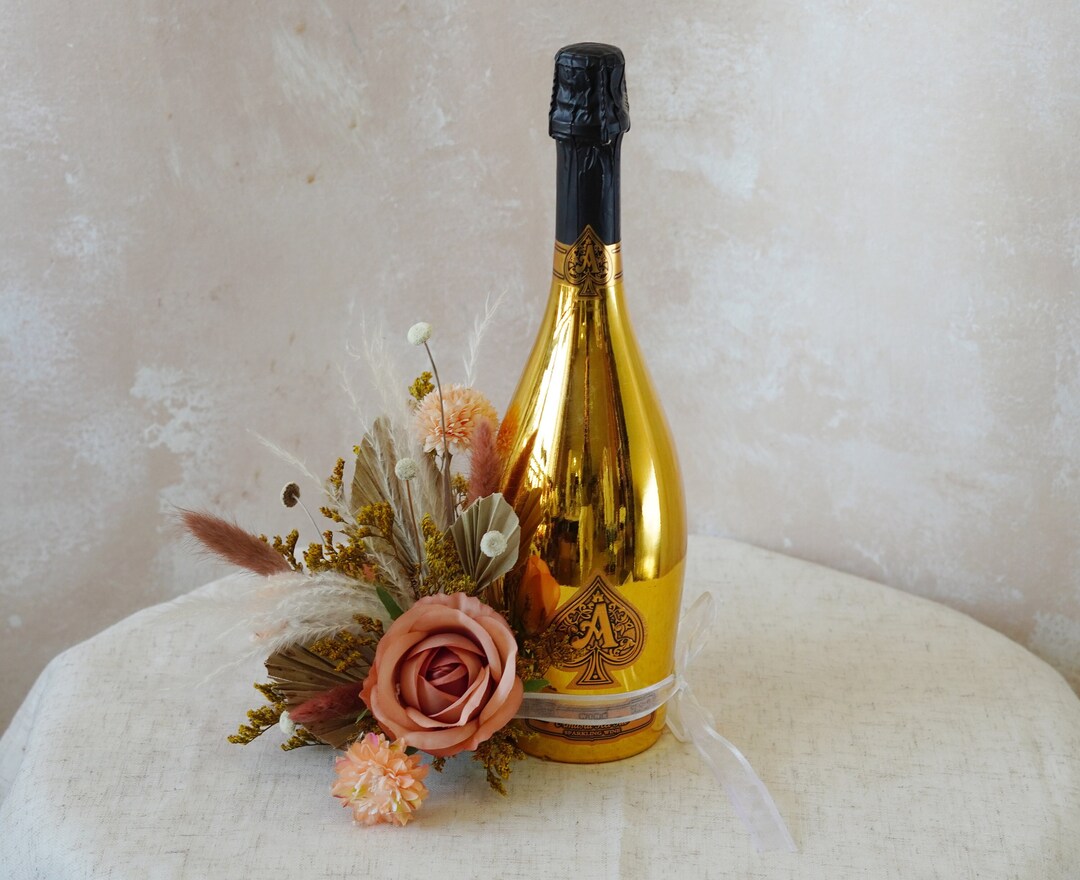Wine Bottle Bouquet,wine Bottle Rose Bouquet,floral Bouquet for Wine ...
