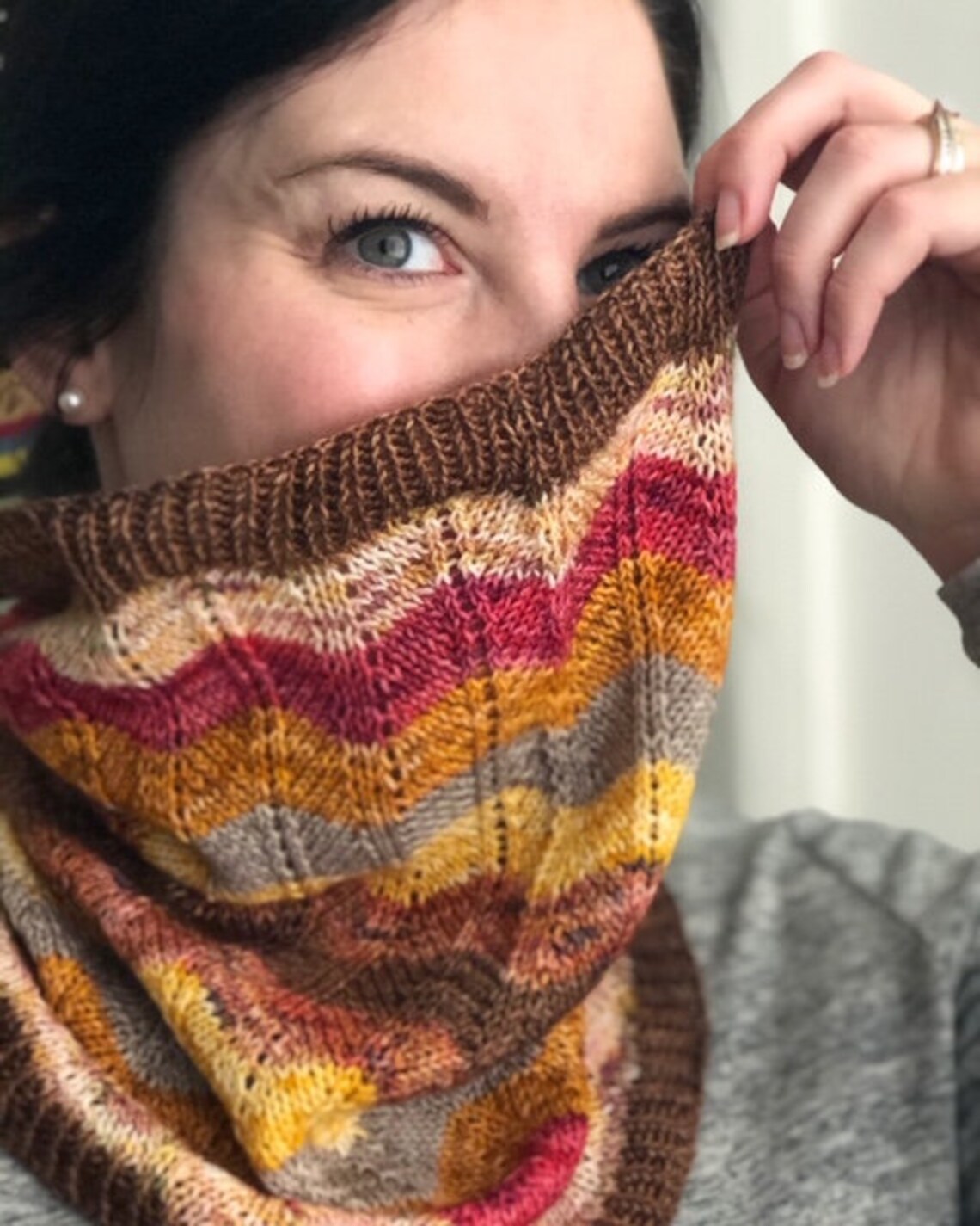 Round and Round Cowl PDF Knitting Pattern by Crazy Sock Lady Designs - Etsy