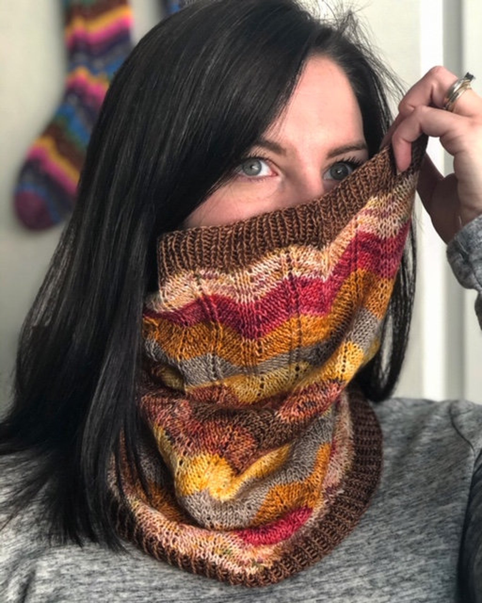 Round and Round Cowl PDF Knitting Pattern by Crazy Sock Lady Designs - Etsy