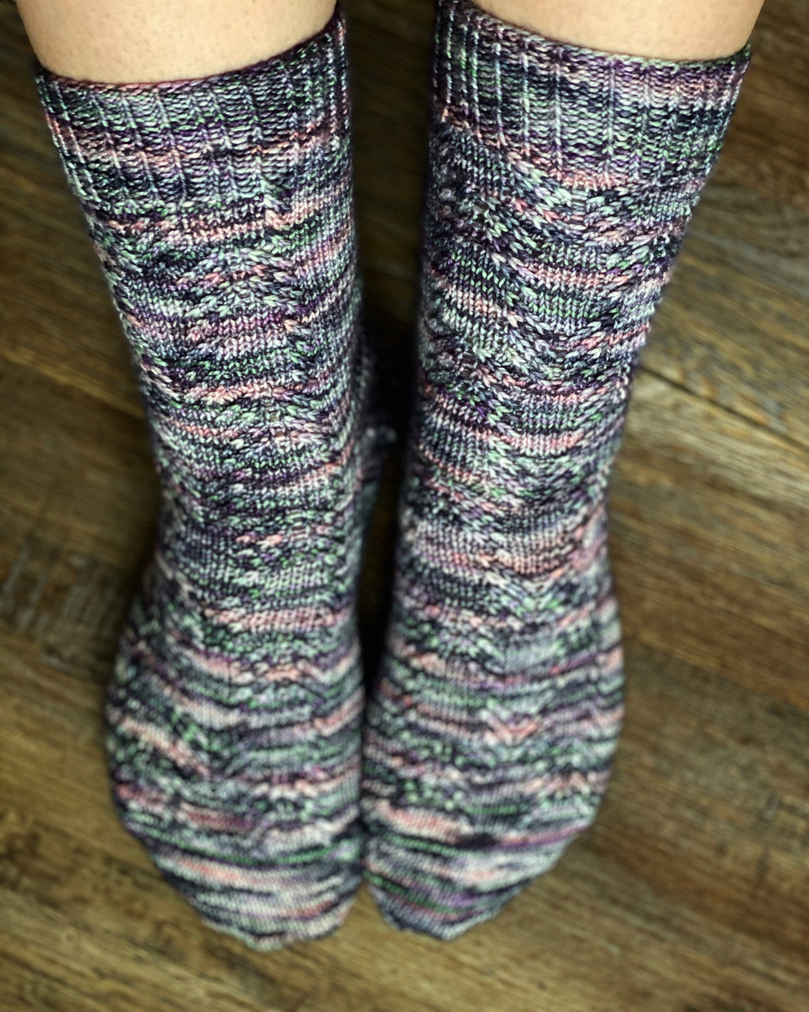 Timeless Arrows Socks Knitting Pattern PDF Pattern by | Etsy