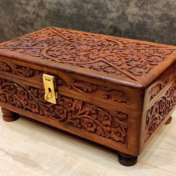 Traditional Jewelry Box - Etsy