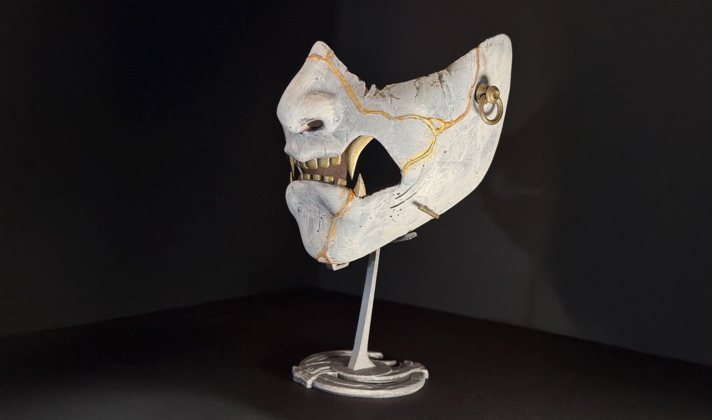 Ghost of Yotei Atsu's Kintsugi Demon Mask. 3D Printed and Hand Painted ...