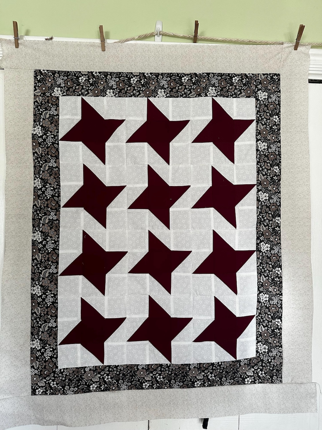 Gorgeous Tumbling Star Geometric Pattern in Maroon and Floral Baby ...