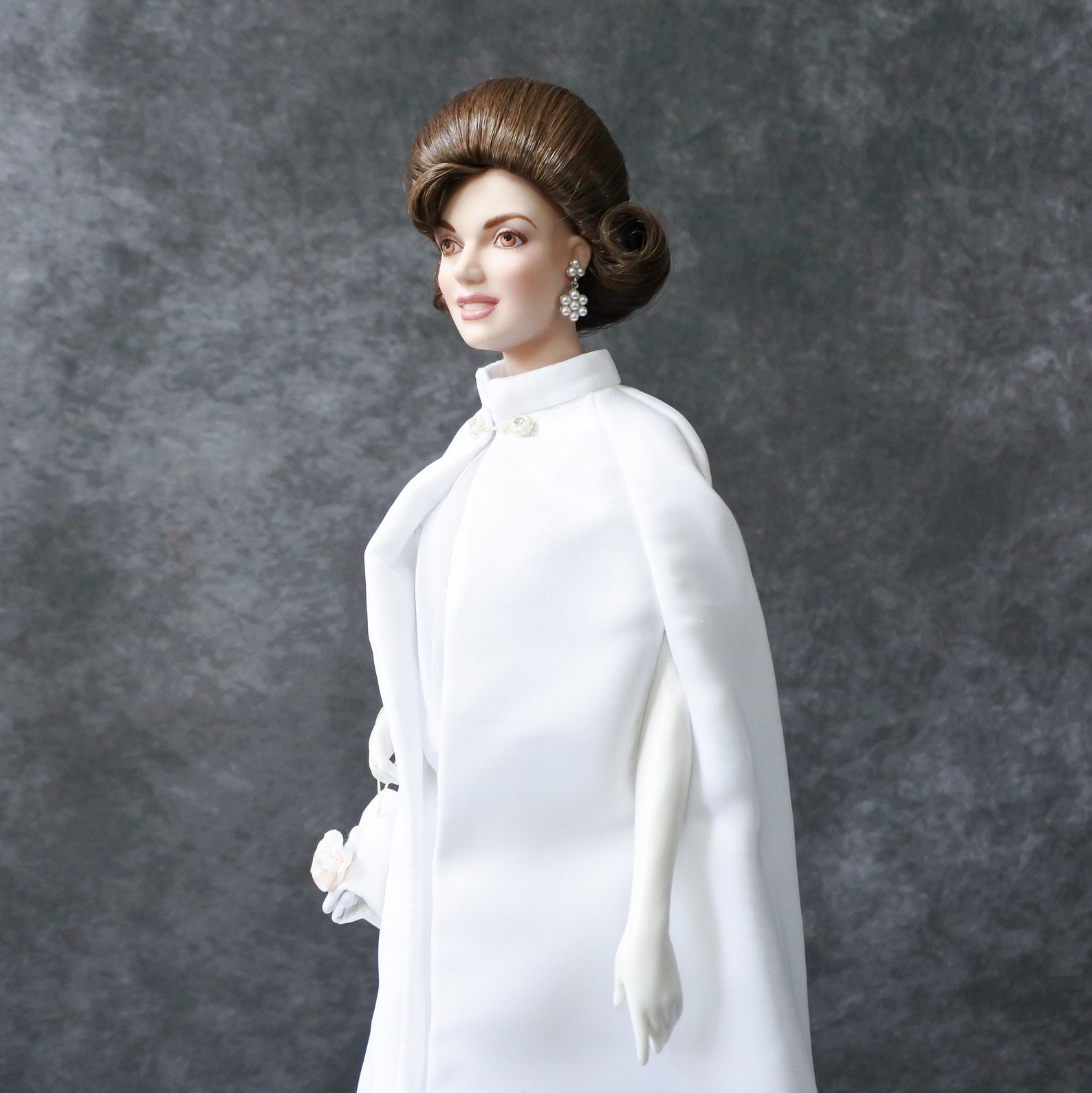 Franklin Mint Jackie Kennedy 50th Anniversary Inaugural Ball Porcelain ...