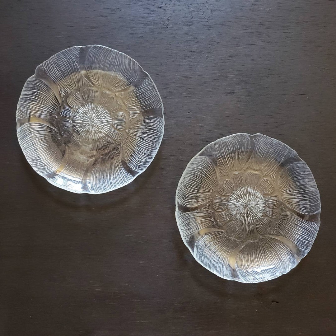 Vintage Flower Shaped Glass Plate Set - Etsy