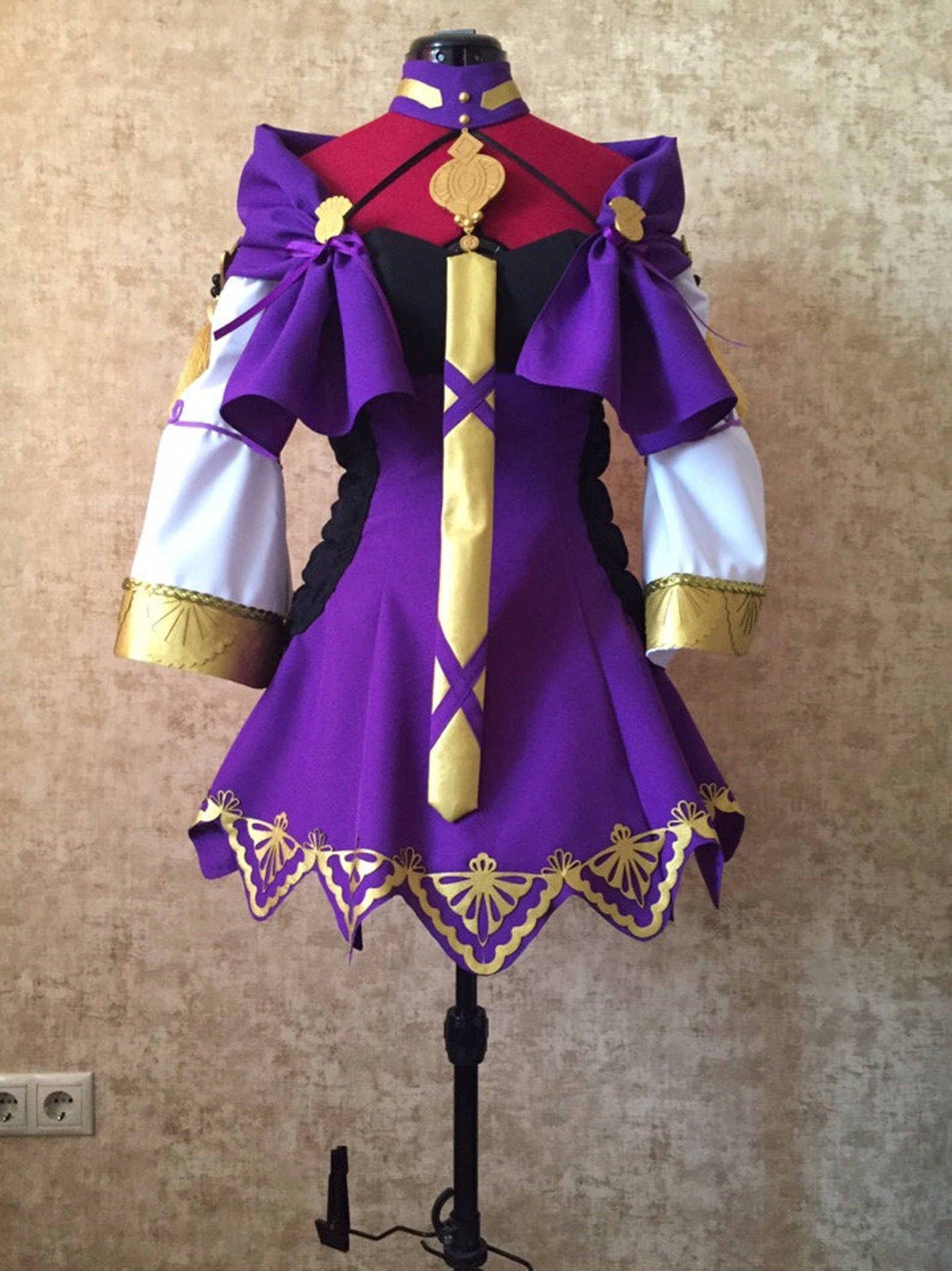 Custom Cosplay Commission - Etsy