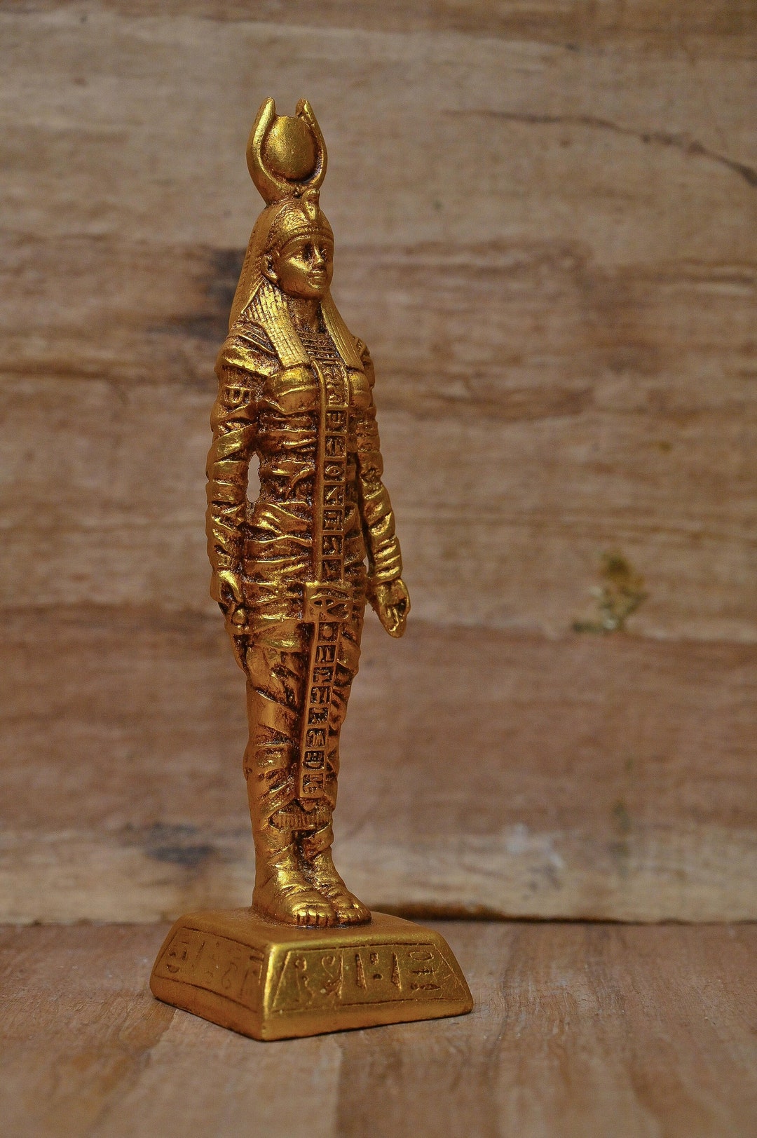 Egyptian Mummy Statue of the Goddess Isis, a Large Statue Containing ...