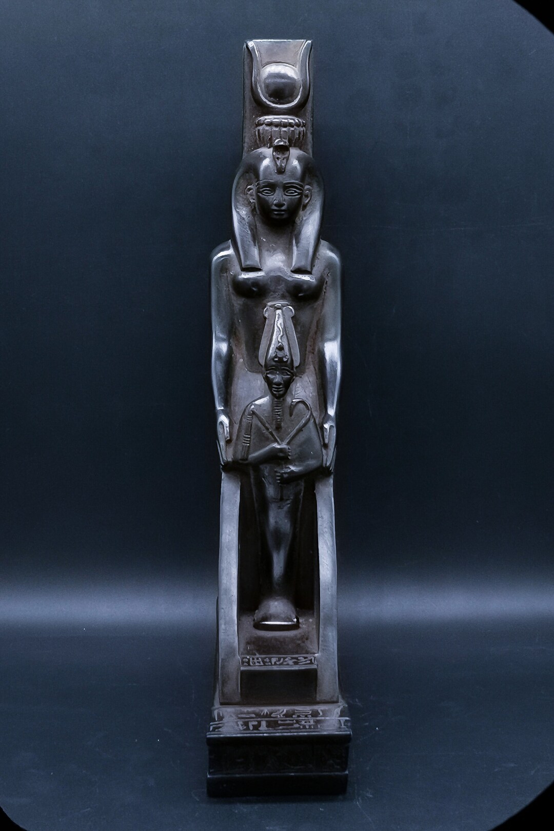 Isis & Osiris-highly Recommended for Lovers! the Beautiful Isis Hugs ...