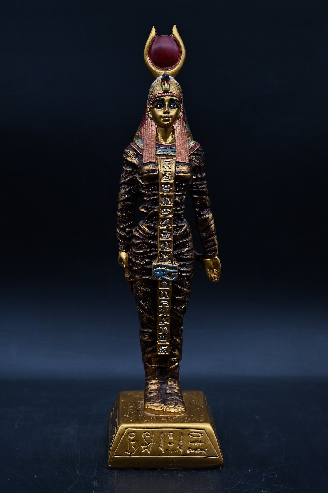 Isis-unique Statue of Isis the Egyptian Goddess of Love,beauty ...