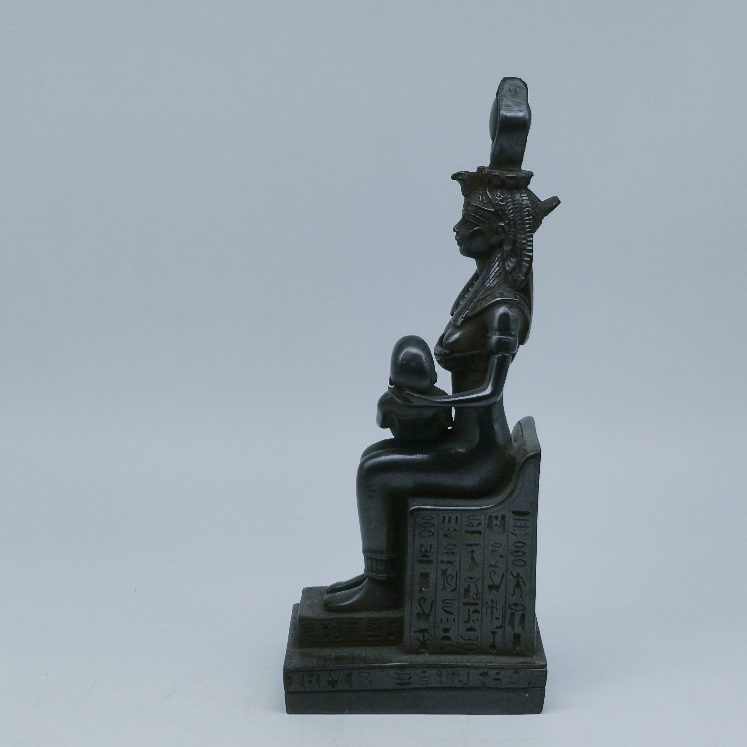 Estatua única de la diosa isis amamantando Bebé Horus negro | Etsy