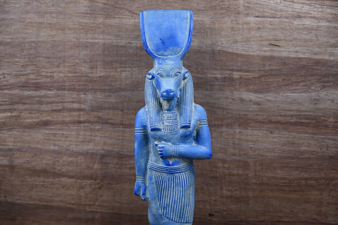 Statue Montu God of War Lord of Medamud, Depicted With a Bulls Head ...