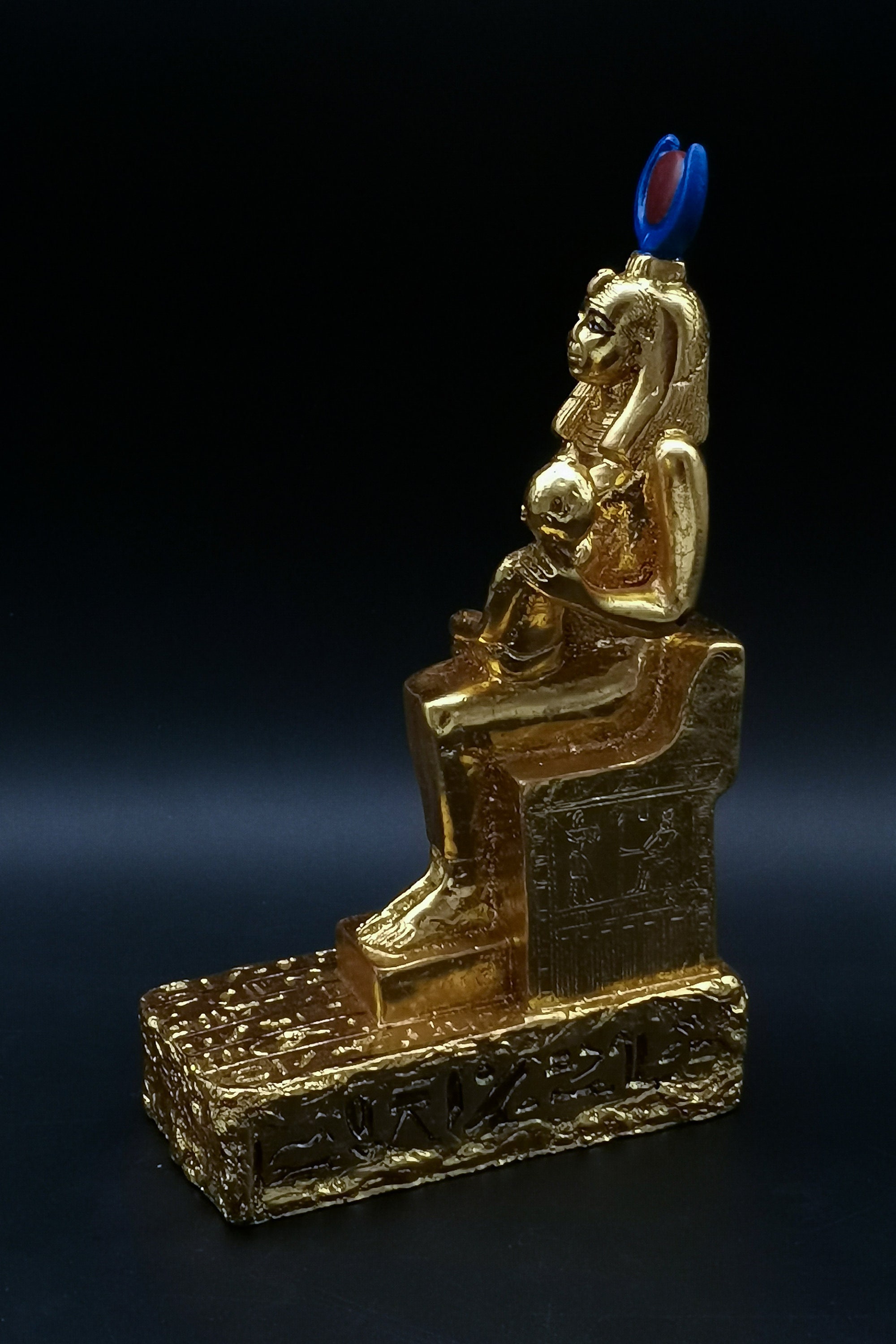 Estatua única de la diosa isis amamantando al bebé Horus hecha - Etsy ...