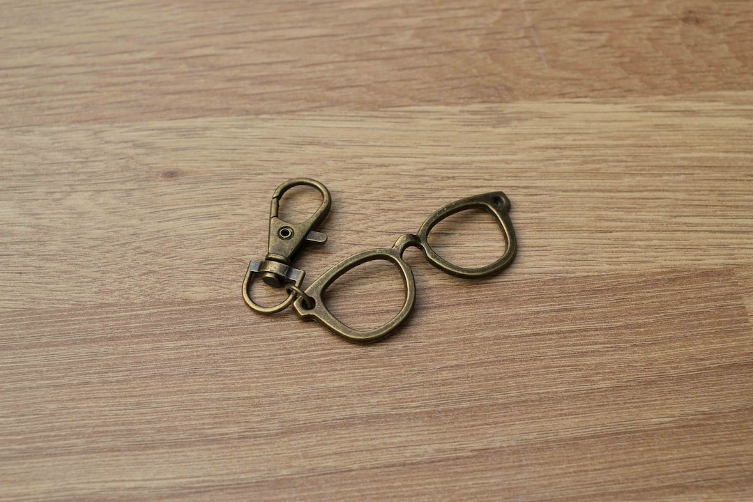 Glasses Keyring Spectacles Steampunk Vintage Hipster British Vintage ...