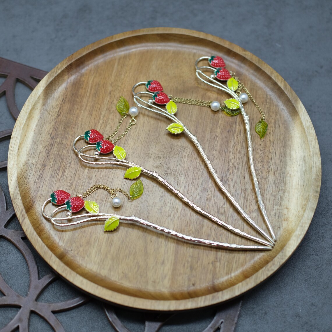 Strawberry Tree Branches Hairpin, Retro Floral Elegant Wood Hair Forks ...