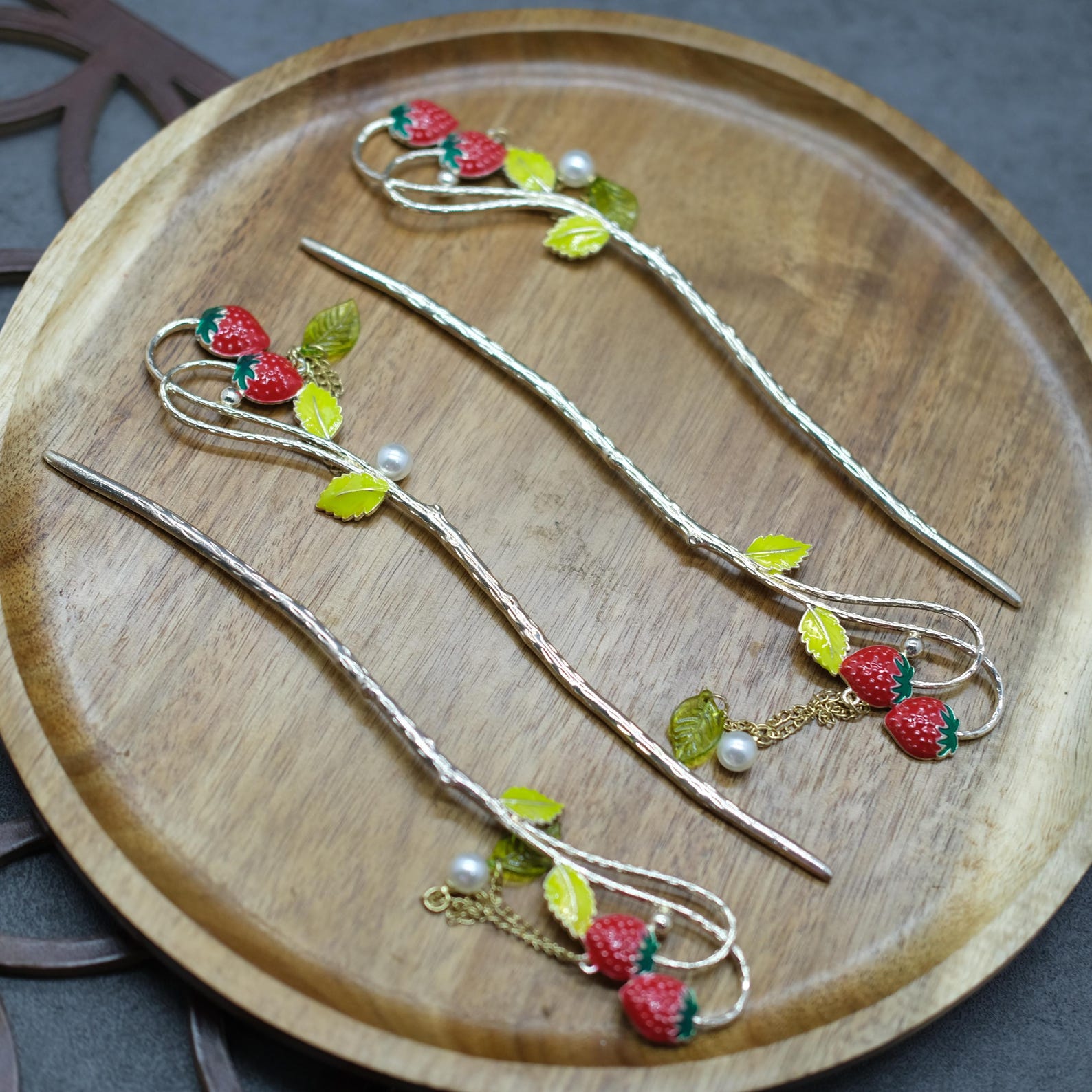 Strawberry Tree Branches Hairpin, Retro Floral Elegant Wood Hair Forks ...